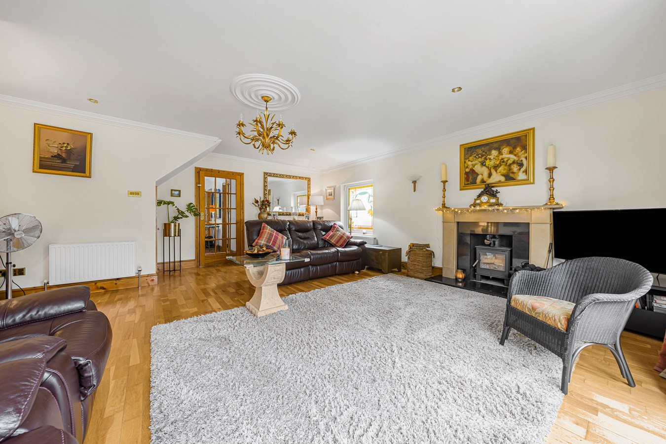 3 bedroom Detached Bungalow for sale in Shepperton