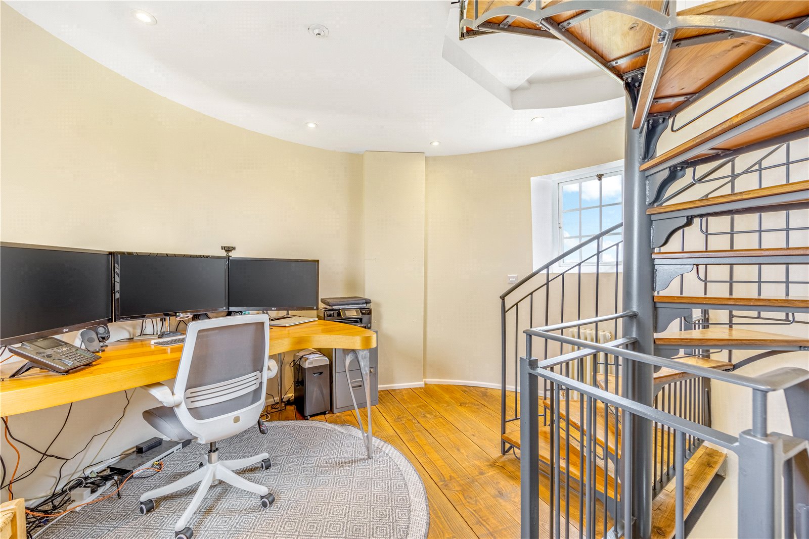 Detached House for sale with 4 bedrooms, The Windmill, Heath Road ...