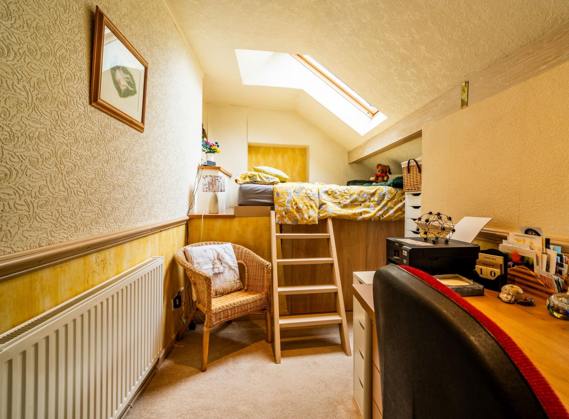 Detached House for sale with 4 bedrooms, Panteg, Moylegrove | Fine ...