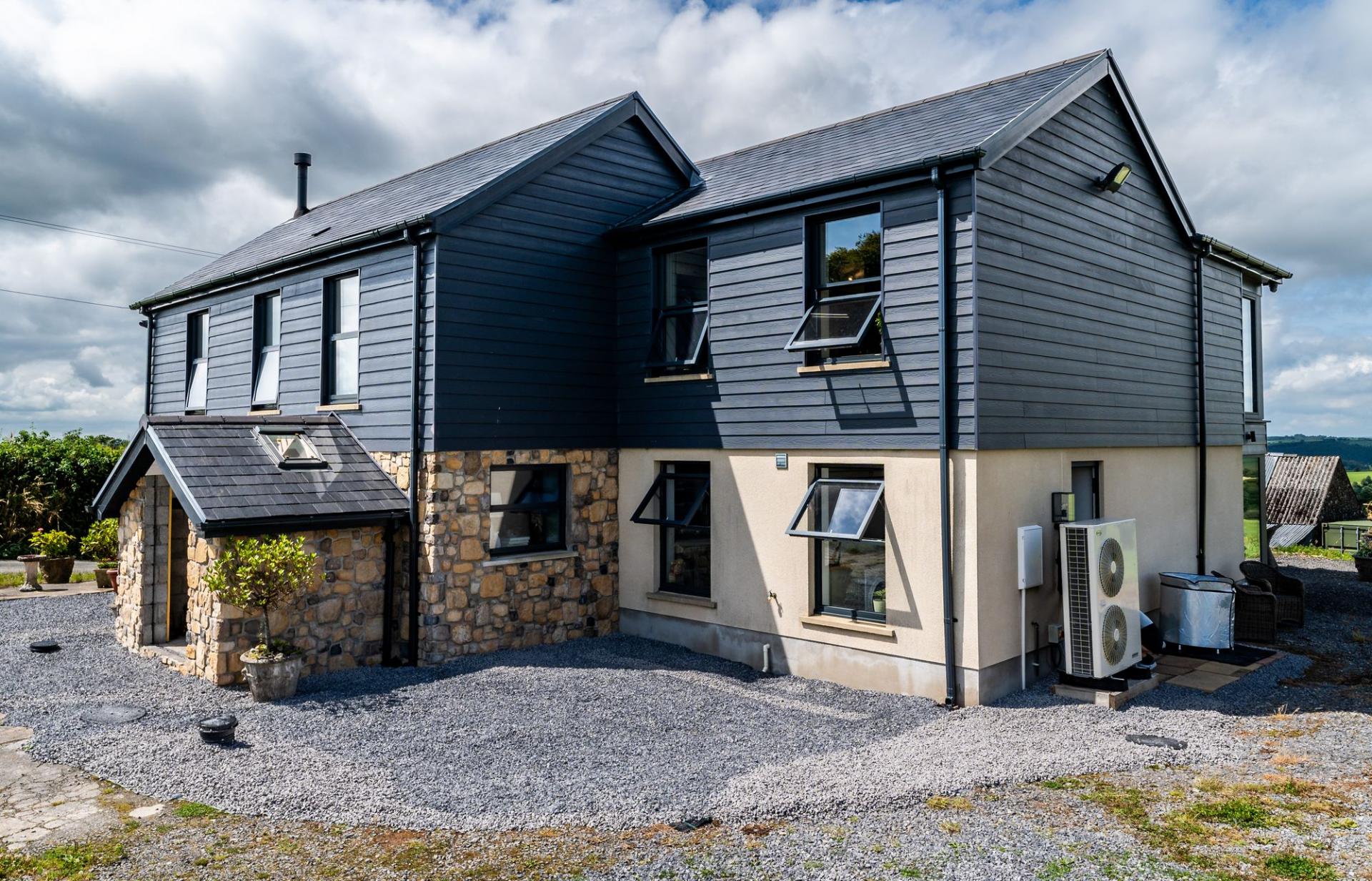 Detached House for sale with 4 bedrooms, Efail Y Banc, Rhydargaeau Road ...