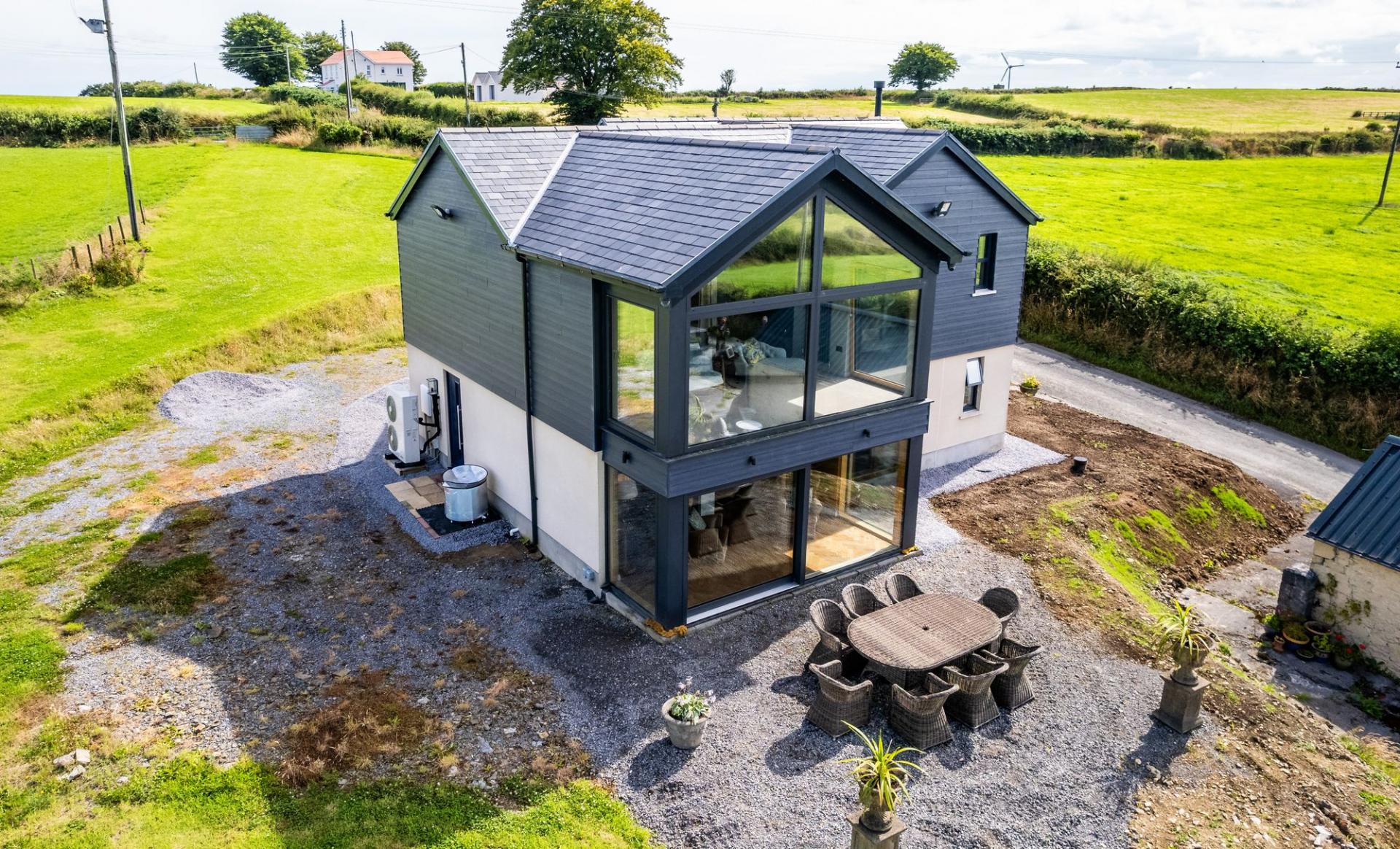 Detached House for sale with 4 bedrooms, Efail Y Banc, Rhydargaeau Road ...