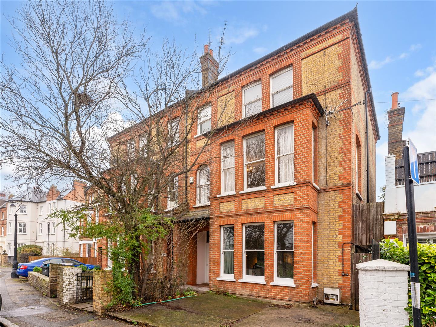 House for sale with 6 bedrooms, Windmill Drive, London | Fine & Country