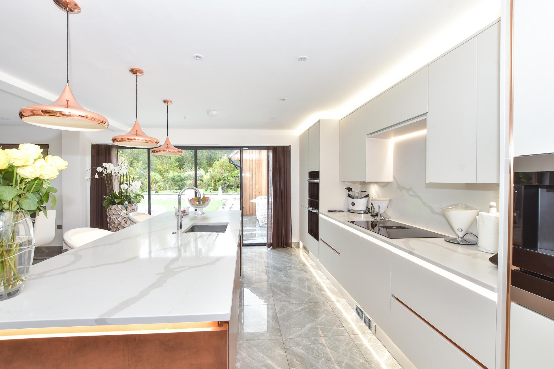Detached House for sale with 4 bedrooms, Manor Place, Crowborough ...