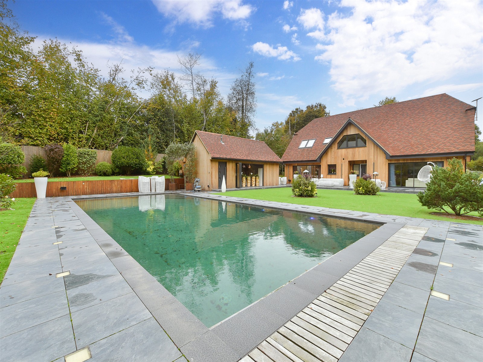 Detached House for sale with 4 bedrooms, Manor Place, Crowborough ...