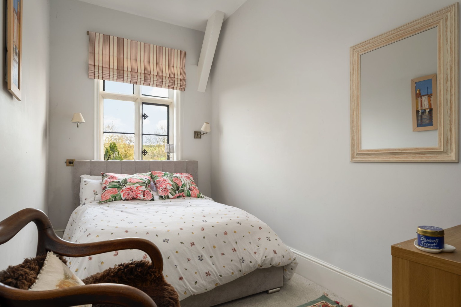 Semi-Detached House for sale with 4 bedrooms, Aldworth Road, Compton ...