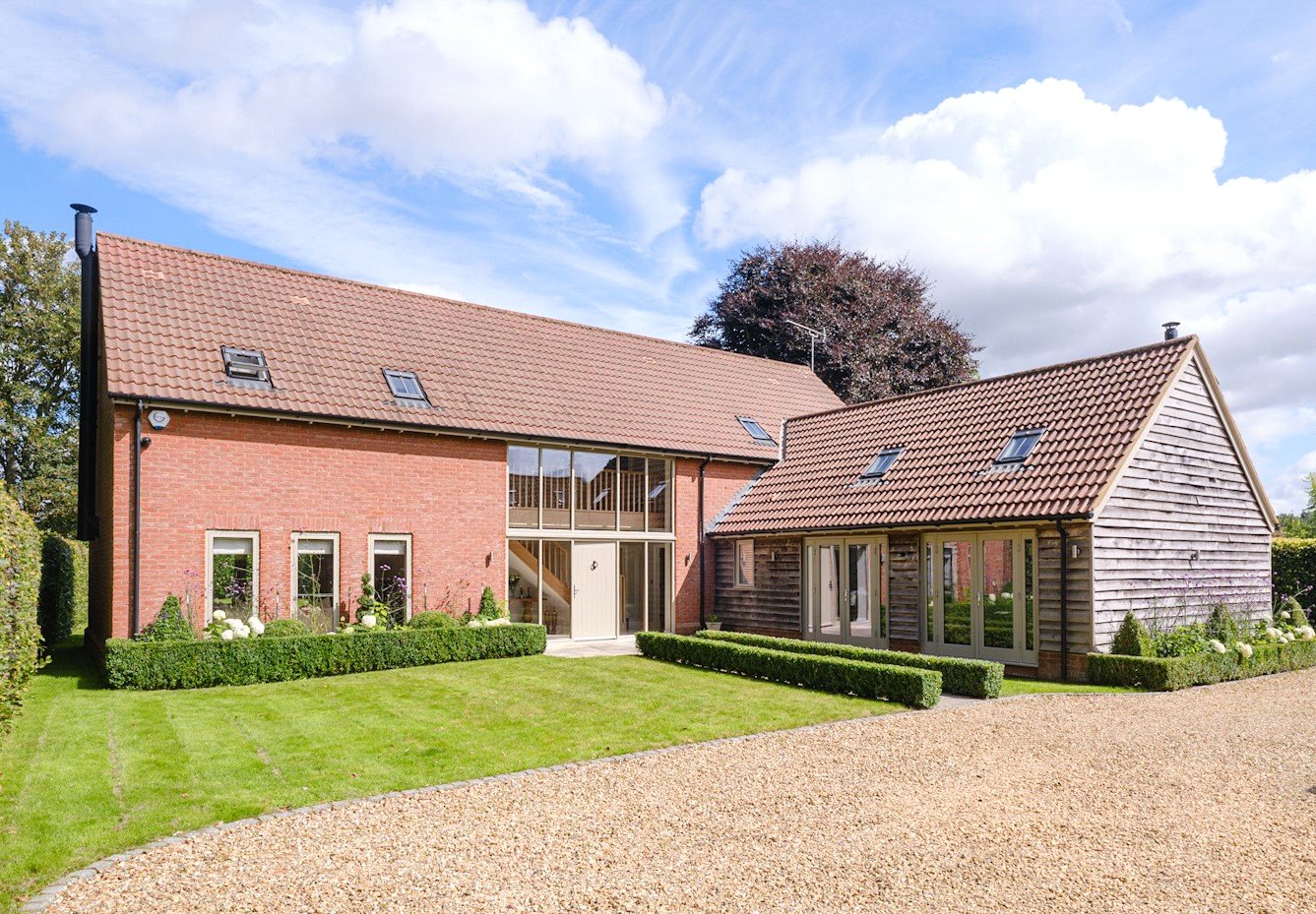Detached House for sale with 5 bedrooms, The Green, Urchfont | Fine ...