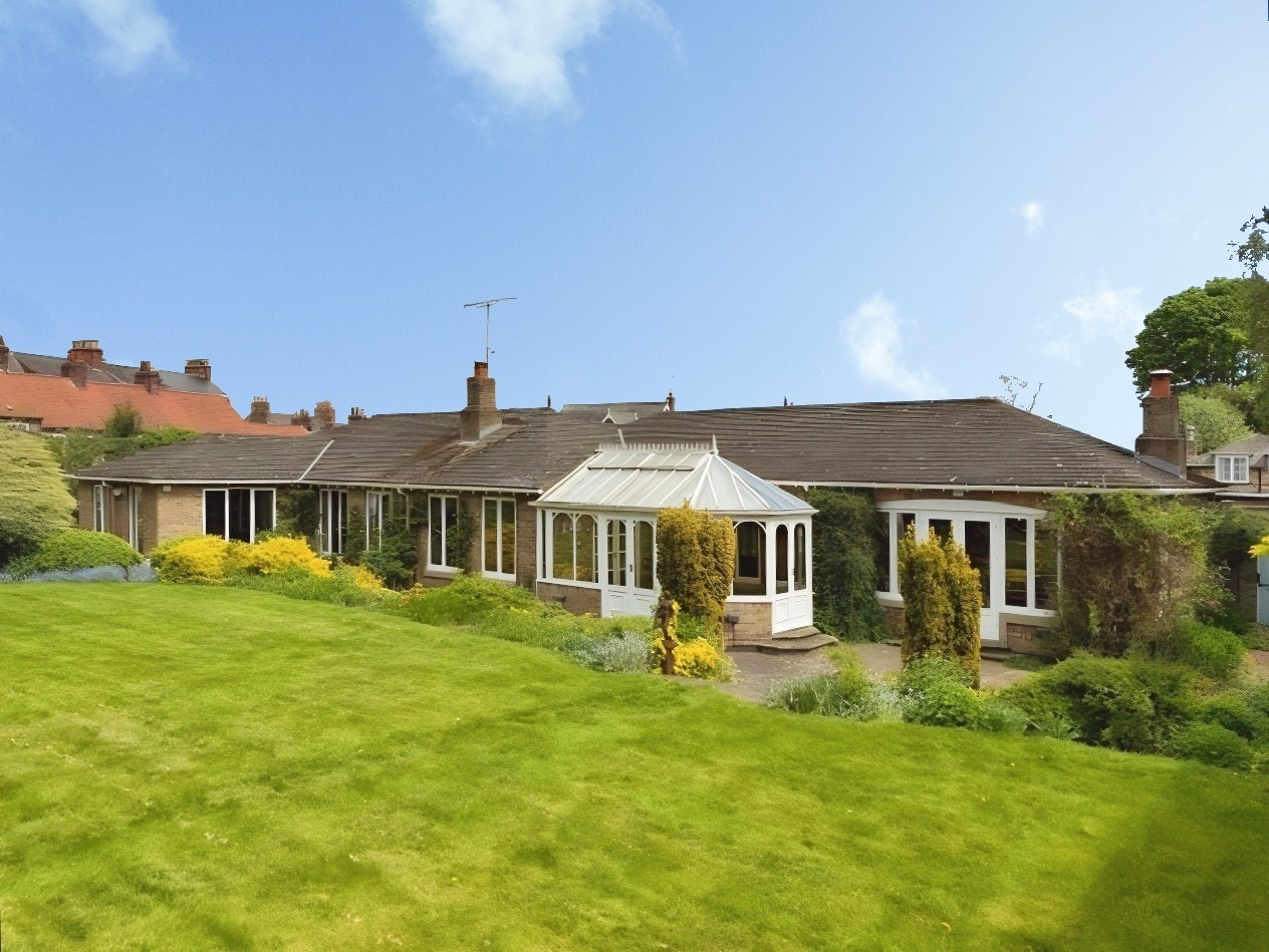 Detached House for sale with 4 bedrooms, St. Giles Croft, Beverley ...