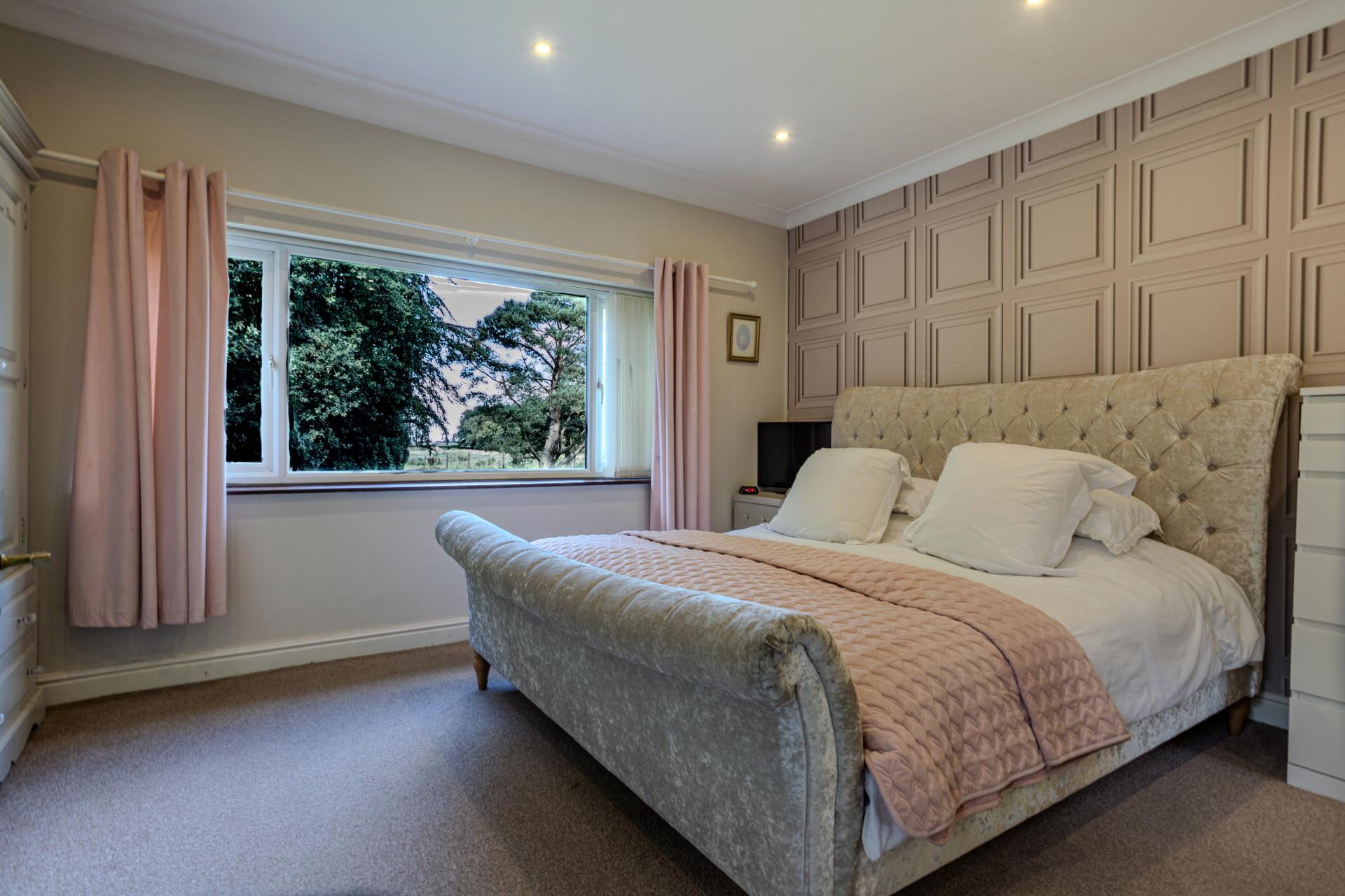 House - With Land for sale with 6 bedrooms, Woodside, Stainforth Moor ...