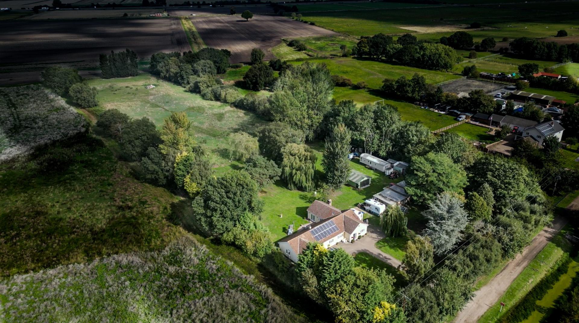 House - With Land for sale with 6 bedrooms, Woodside, Stainforth Moor ...
