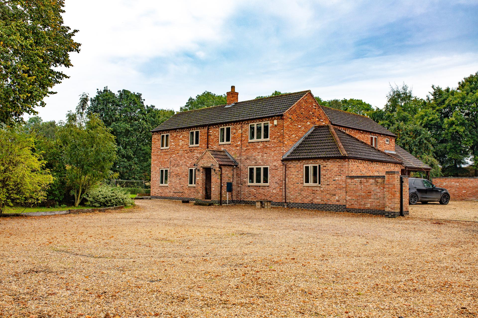 Detached House for sale with 4 bedrooms, Floss Farm, Cottam | Fine ...