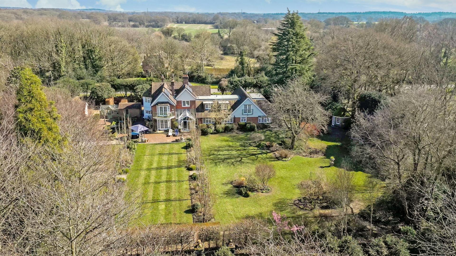 Detached House for sale with 7 bedrooms, Bossingham Road, Stelling ...