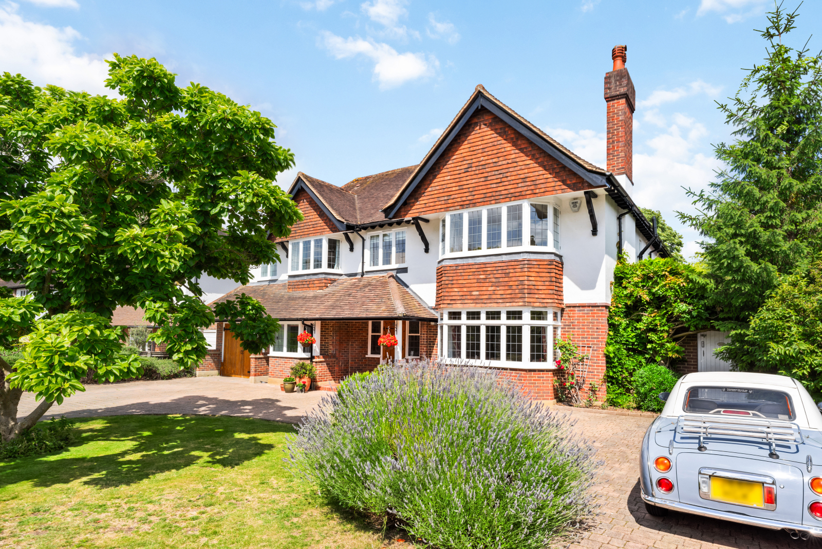 Detached House for sale with 5 bedrooms, Sandy Lane, Cheam | Fine & Country