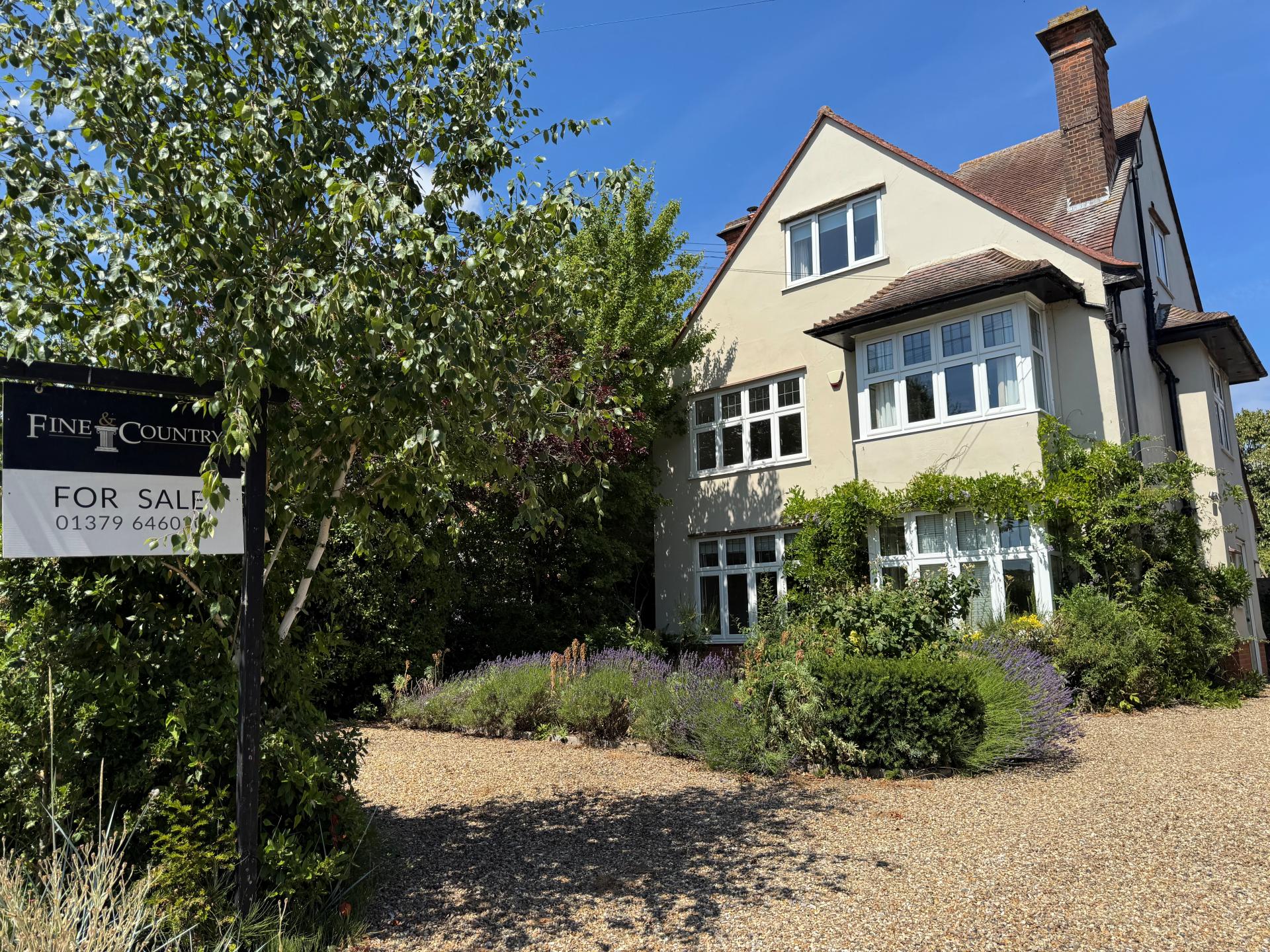 Detached House for sale with 4 bedrooms, Diss | Fine & Country