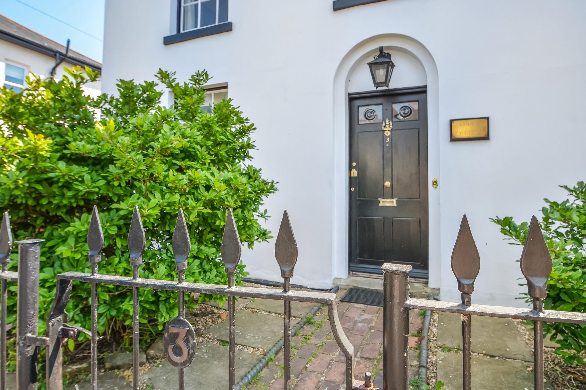 Detached House for sale with 4 bedrooms, Alverstoke, Hampshire | Fine ...