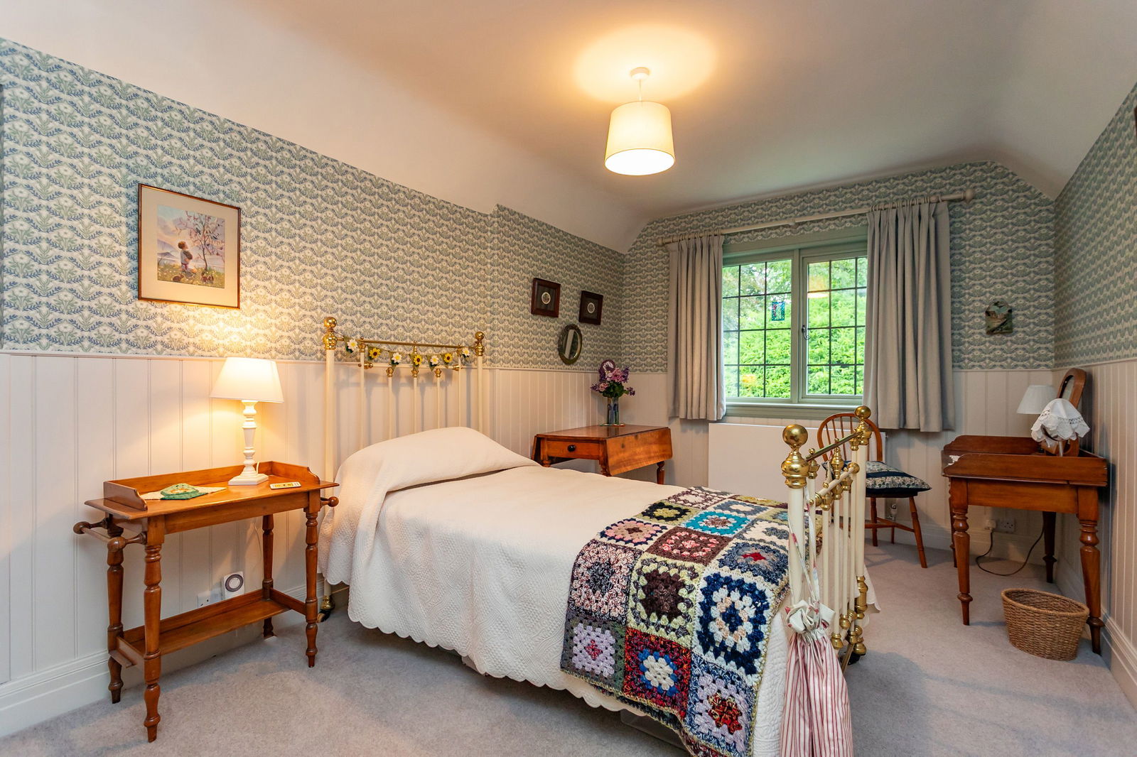 Detached House for sale with 5 bedrooms, Bracondale, 10 Hest Bank Lane ...