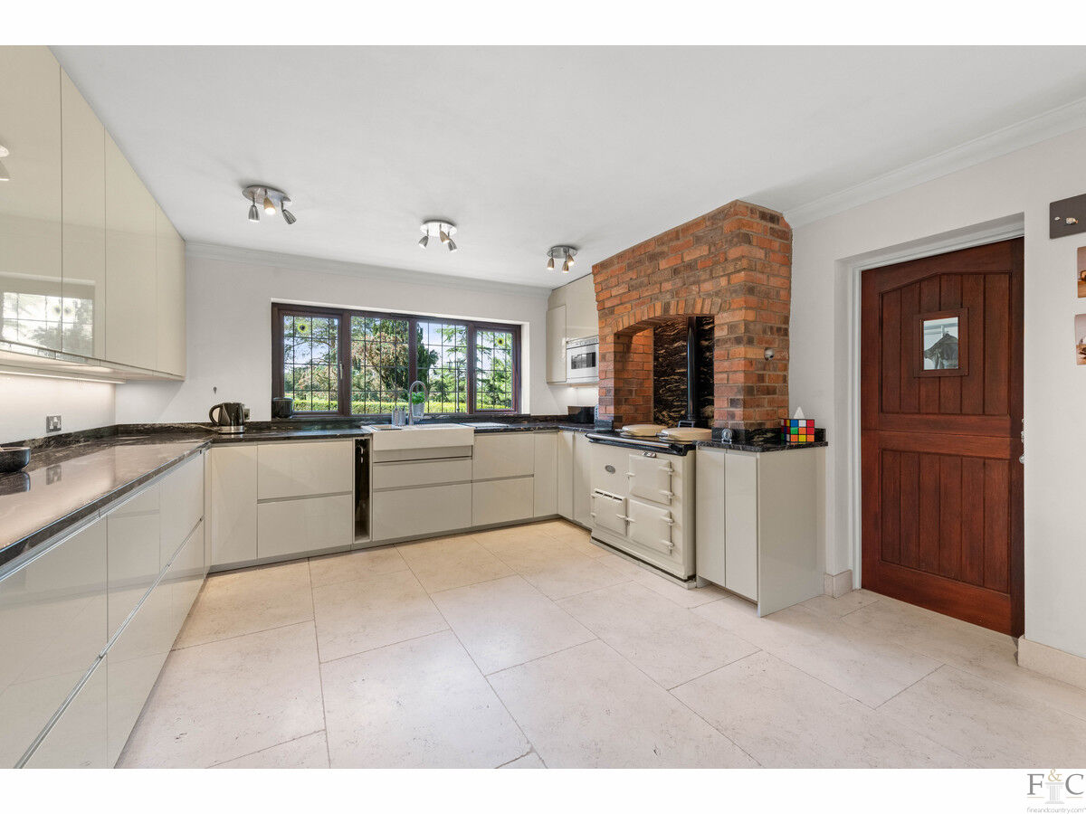 Detached House for sale with 5 bedrooms, Walcote Road, South Kilworth ...