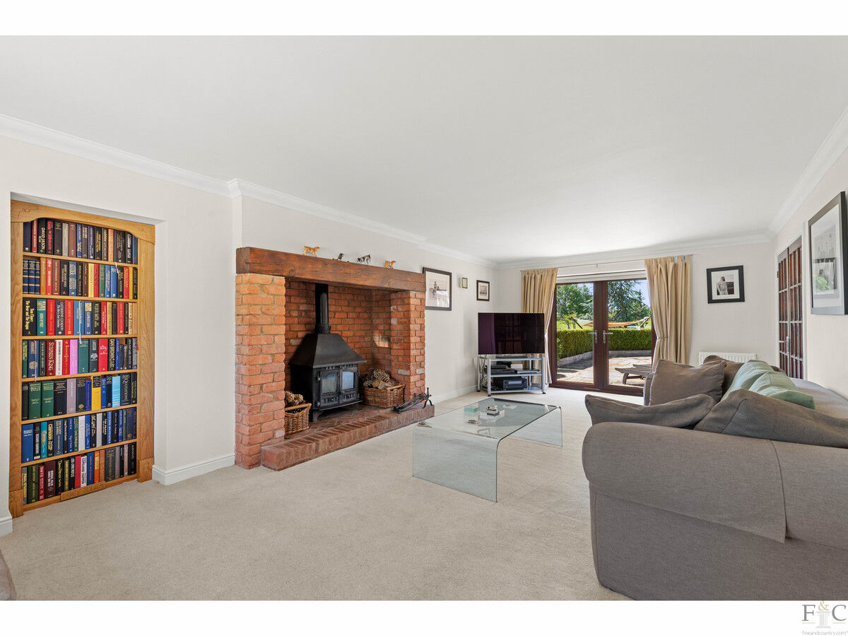 Detached House for sale with 5 bedrooms, Walcote Road, South Kilworth ...