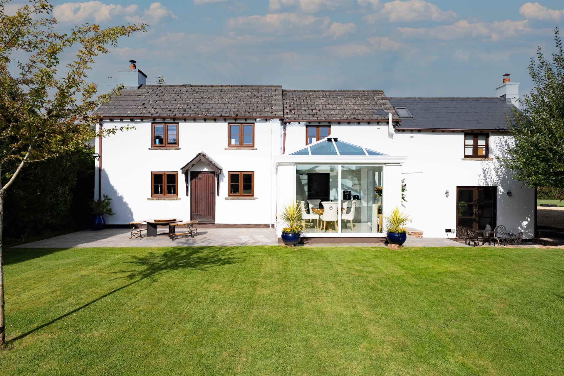 Detached House for sale with 5 bedrooms, Parc-y-Brain Lane, Penperlleni ...