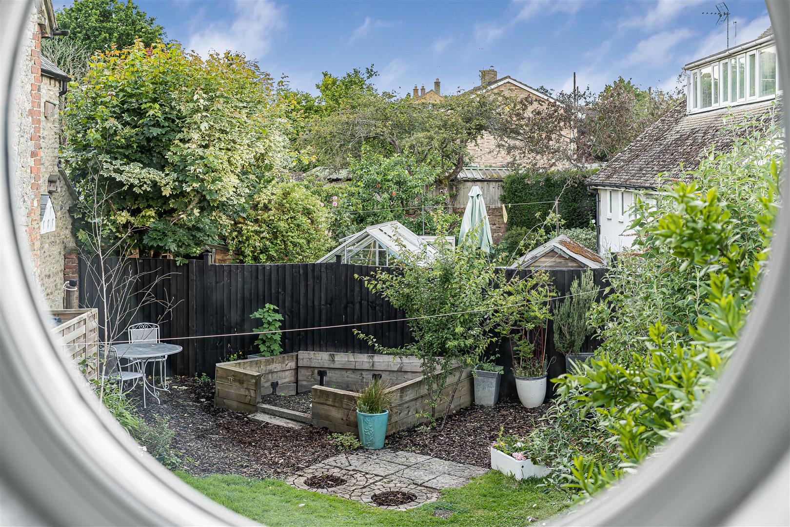 Cottage for sale with 3 bedrooms, Church Lane, Wendlebury | Fine & Country