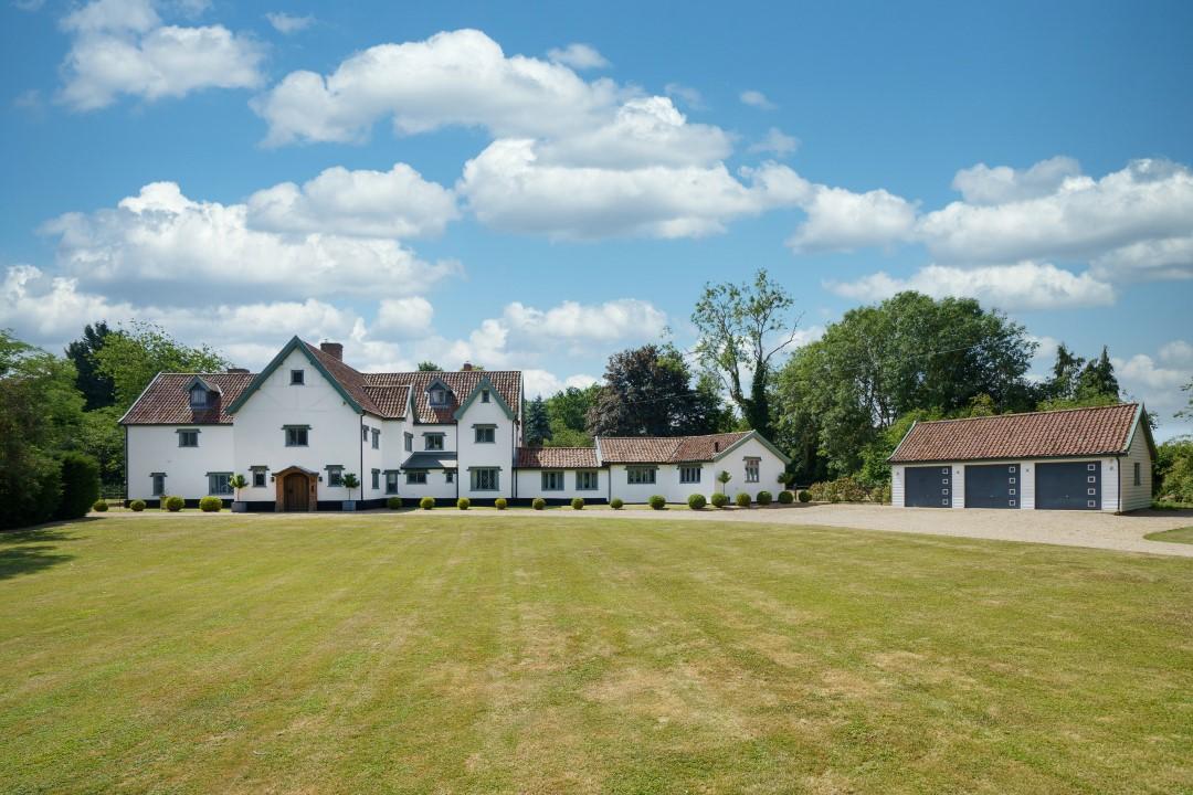 Detached House for sale with 7 bedrooms, Saxlingham Nethergate | Fine ...