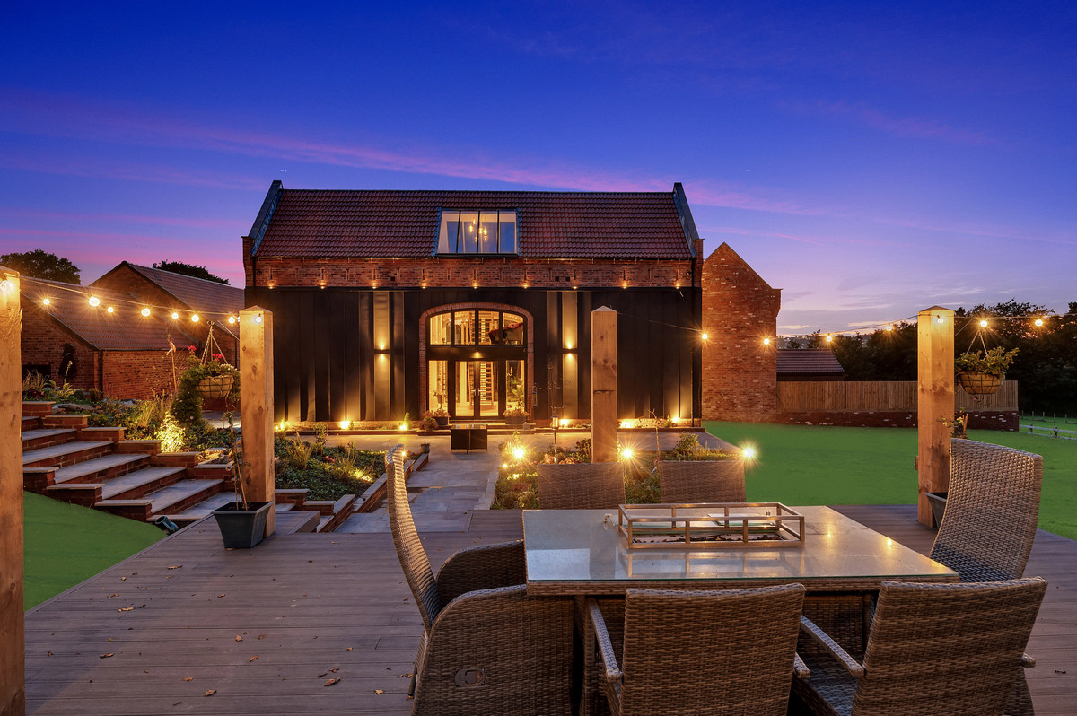 Barn Conversion for sale with 4 bedrooms, Cossall Road, Nottingham ...