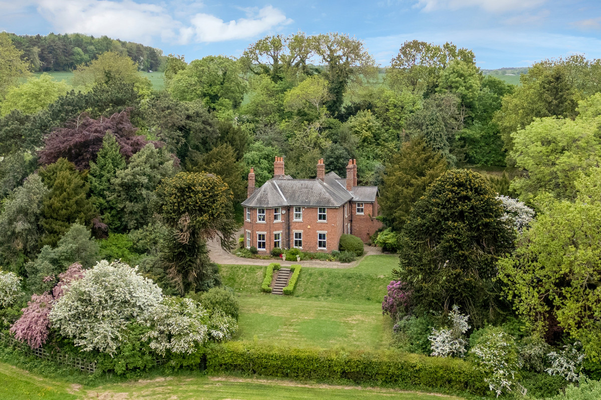 Detached House for sale with 7 bedrooms, Greasley House, Greasley ...