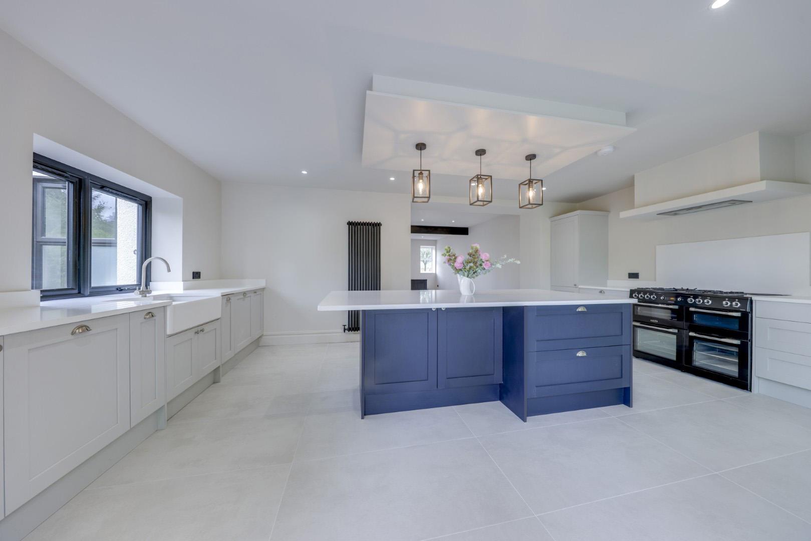Semi-Detached House for sale with 4 bedrooms, Burnley Road, Loveclough ...