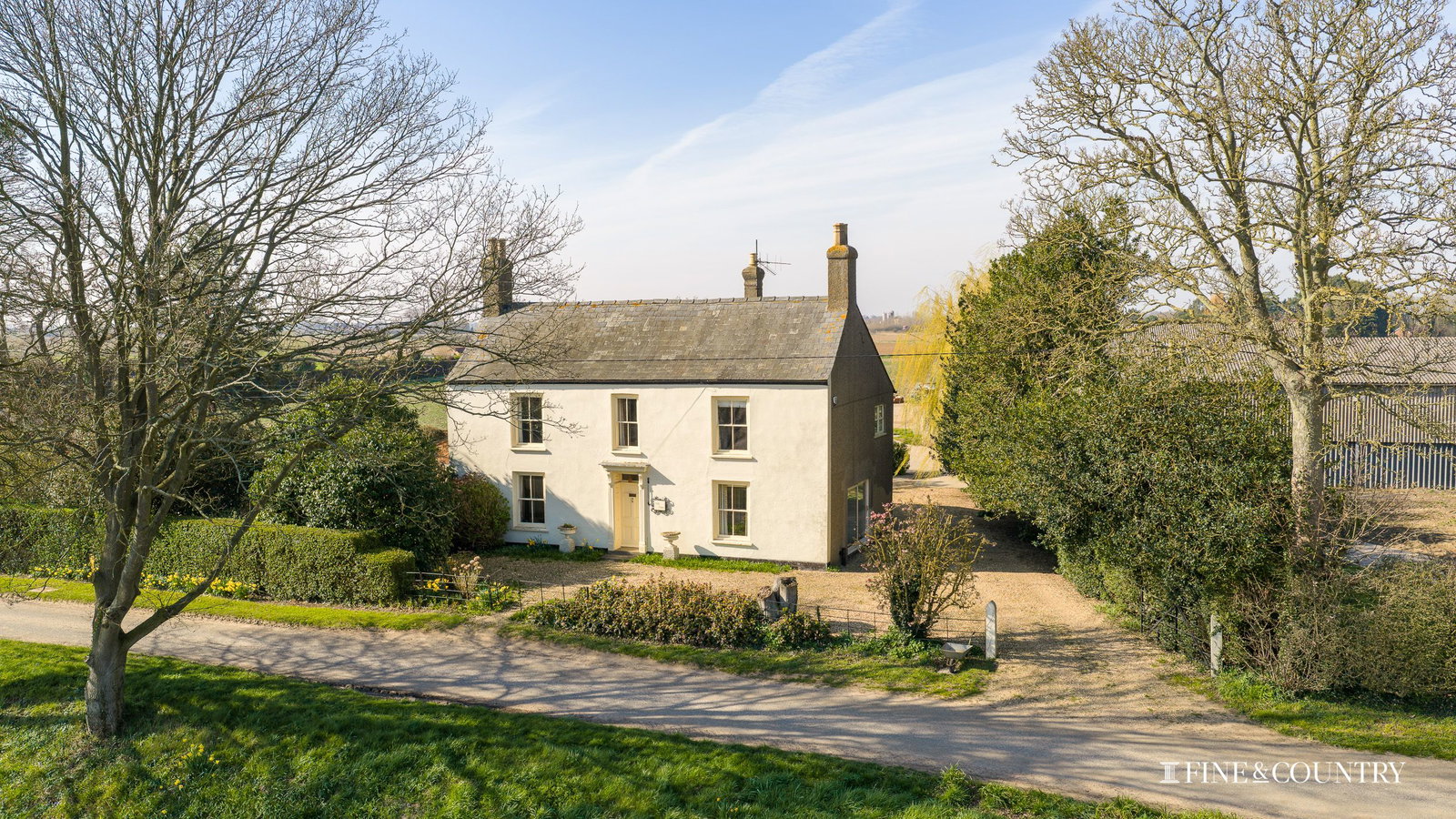 Detached House for sale with 4 bedrooms, Lutton Garnsgate | Fine & Country