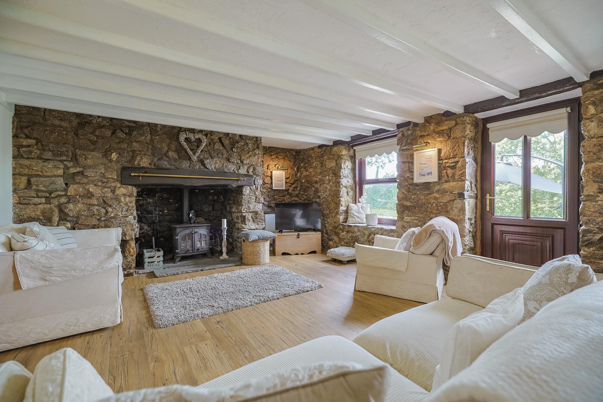 Detached House for sale with 3 bedrooms, Bayview Cottage, Llangennith ...
