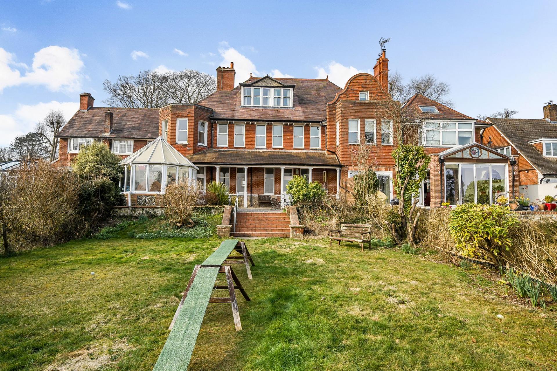 House for sale with 5 bedrooms, The Ridge, Woldingham | Fine & Country