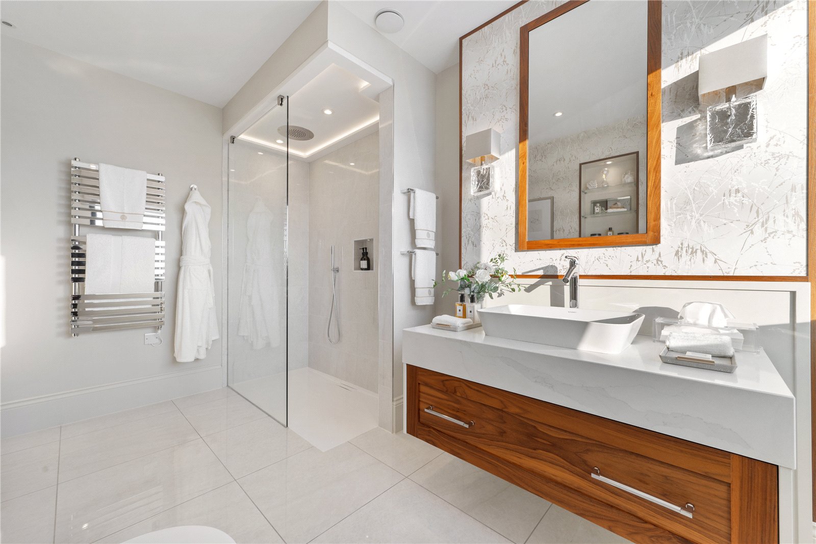 Detached House for sale with 6 bedrooms, Briestfield Road, Briestfield ...