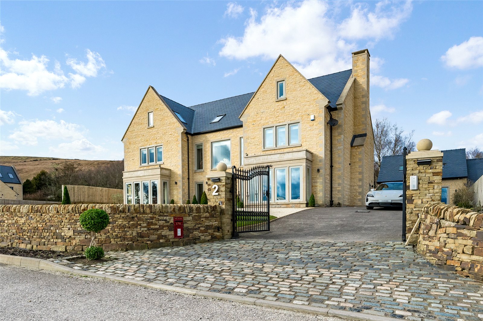 Detached House for sale with 5 bedrooms, Slaidburn Road, Waddington ...
