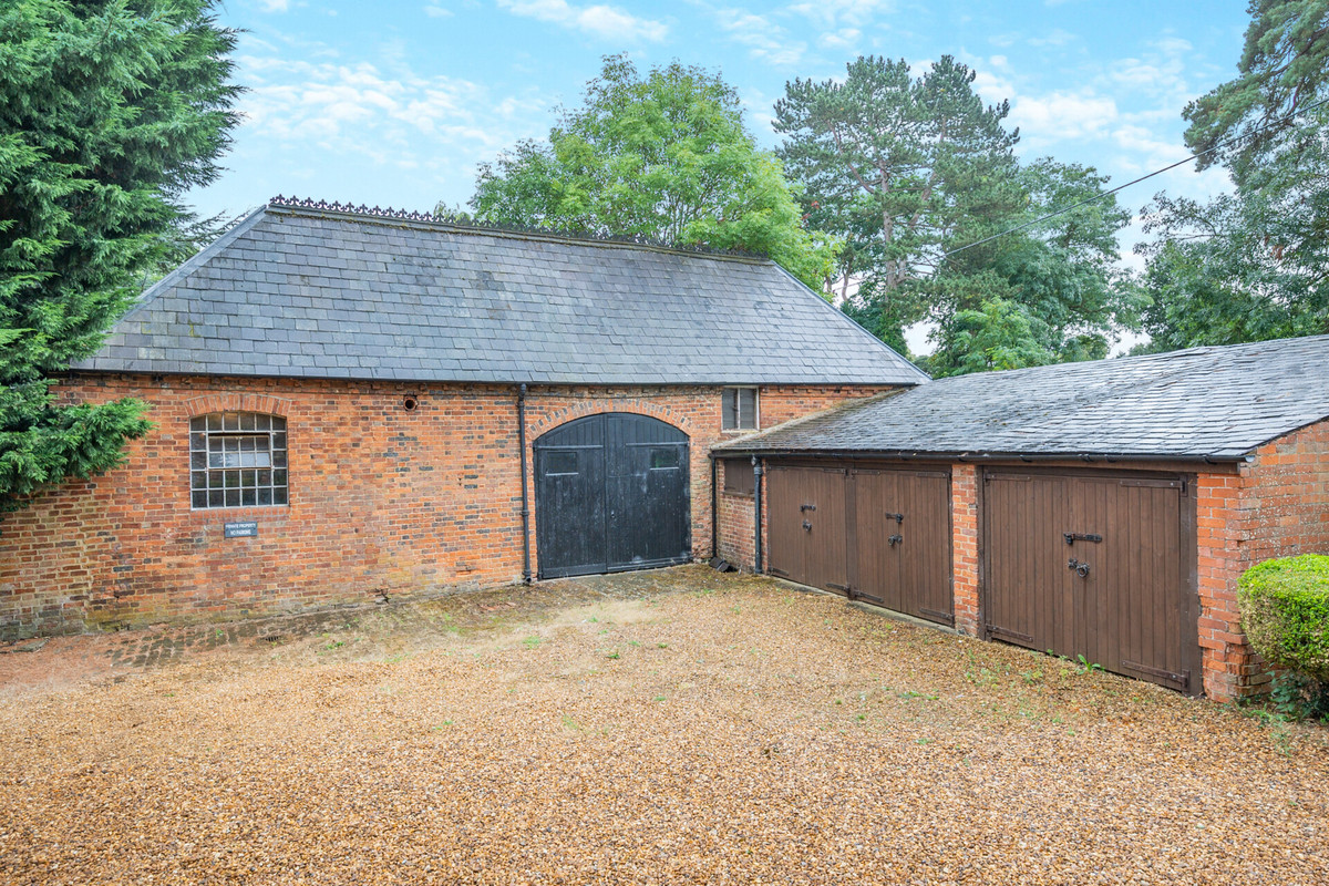 Barn Conversion for sale with 3 bedrooms, Rectory Lane, Milton Malsor ...