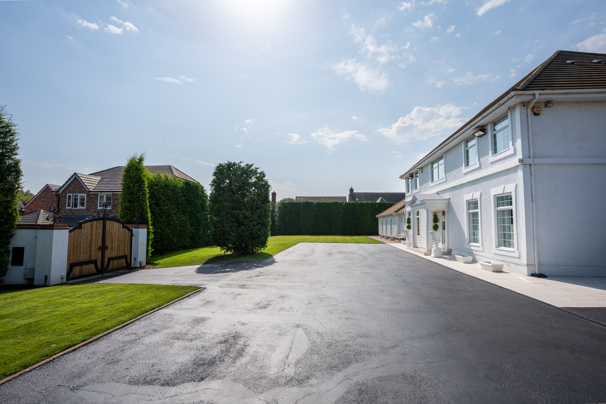 Detached House for sale with 5 bedrooms, Queens Road Calf Heath ...
